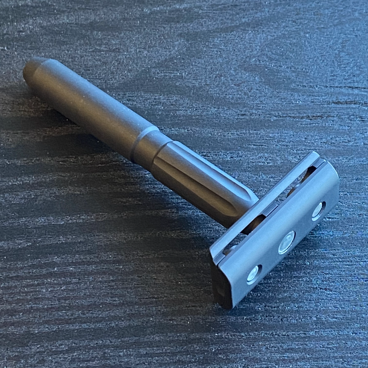 TRC Double Edge Safety Razor Black Aluminum – The Razor Company